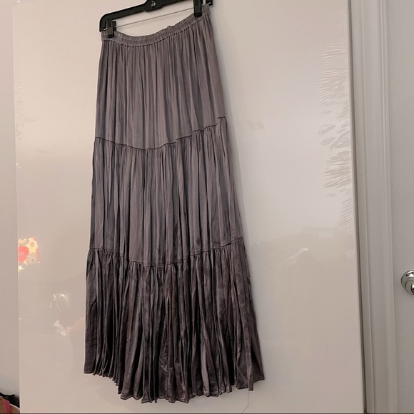 Double D Ranch | Skirts | Double D Ranchwear Metallic Gray Broomstick ...